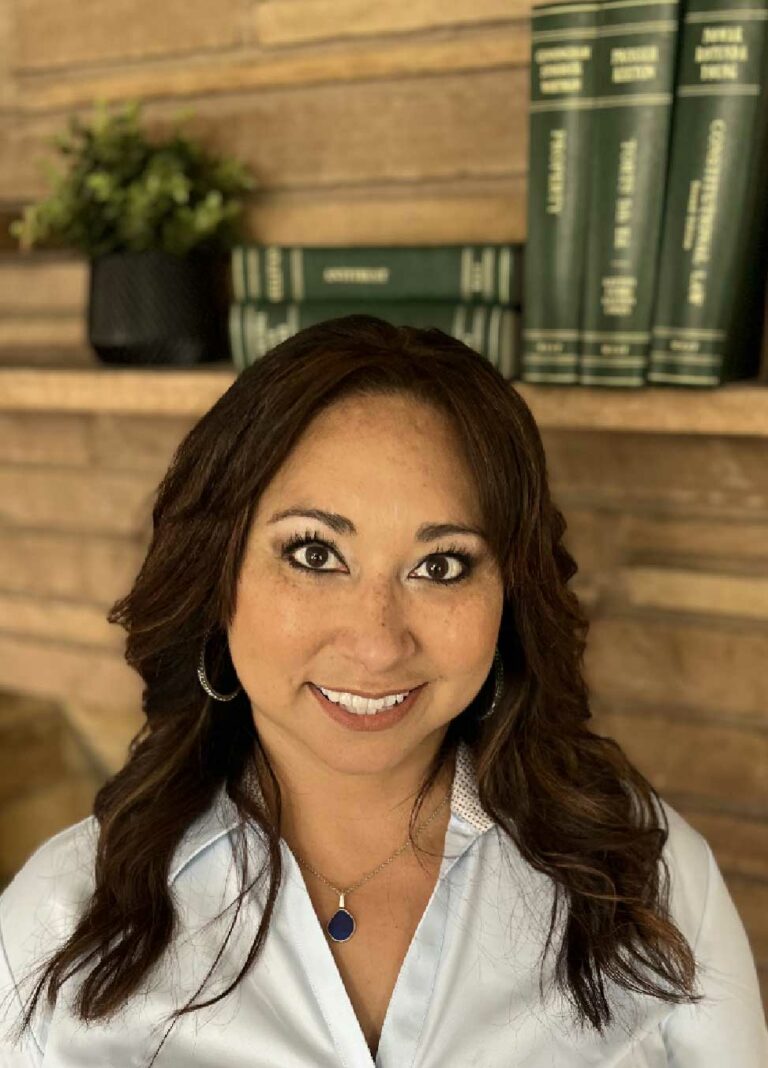 About Us - Finding Favorable Legal Solutions for Our Clients