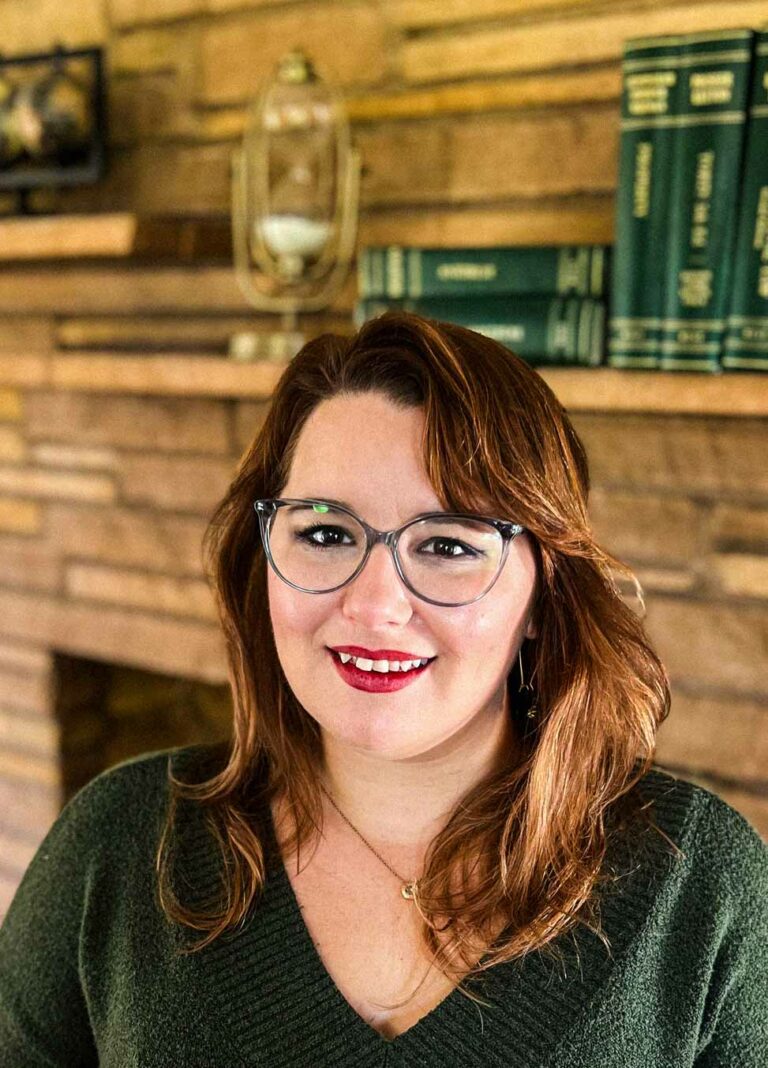 About Us - Finding Favorable Legal Solutions for Our Clients